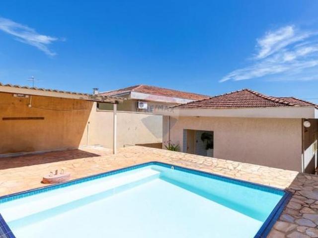 Casa para venda em Campos Elíseos de 250.97m² com 3 Quartos, 2 Suites e 4 Garagens