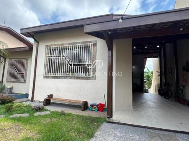 Casa para venda em Campos Elíseos de 300.00m² com 4 Quartos, 2 Suites e 2 Garagens