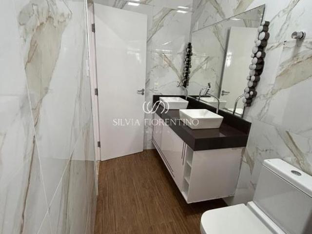 Casa para venda em Campos Elíseos de 311.00m² com 4 Quartos, 1 Suite e 4 Garagens