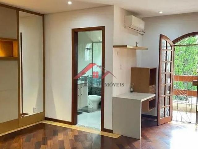 Casa para venda em Campestre de 192.00m² com 3 Quartos, 3 Suites e 3 Garagens