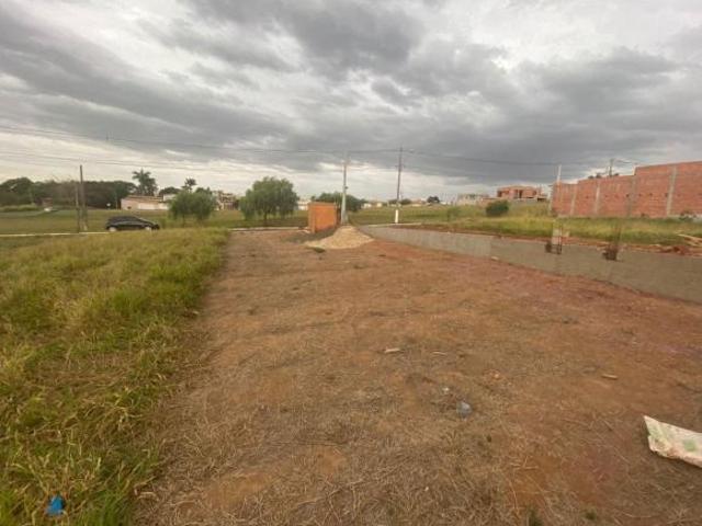 Casa para venda em Campestre de 10.00m² com 1 Quarto, 1 Suite e 1 Garagem