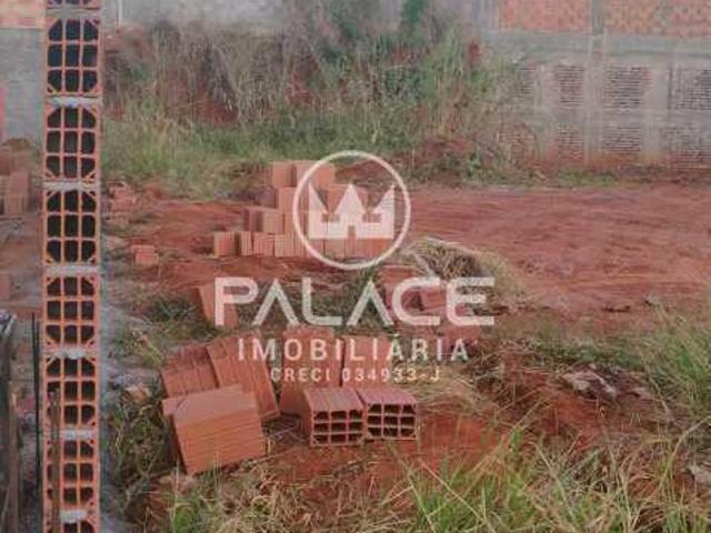 Casa para venda em Campestre de 208.00m² com 1 Quarto, 1 Suite e 1 Garagem