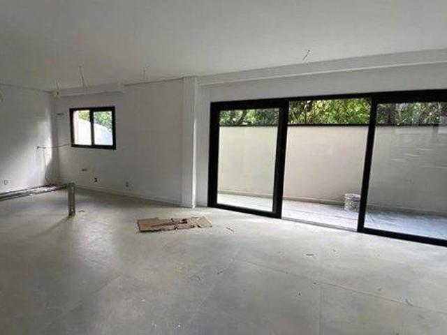 Casa para venda em Campina Do Siqueira de 256.00m² com 3 Quartos, 3 Suites e 2 Garagens