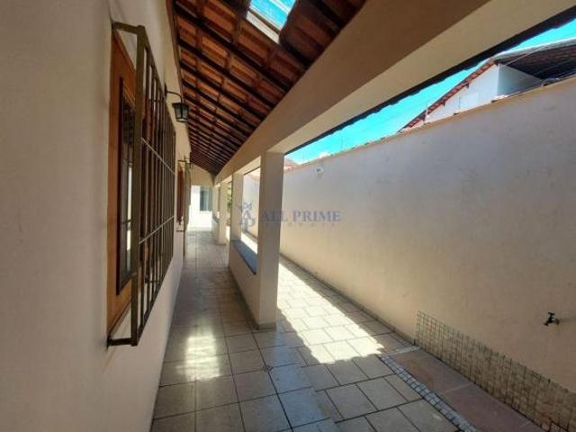 Casa para venda em Canto Do Forte de 152.00m² com 3 Quartos, 1 Suite e 3 Garagens