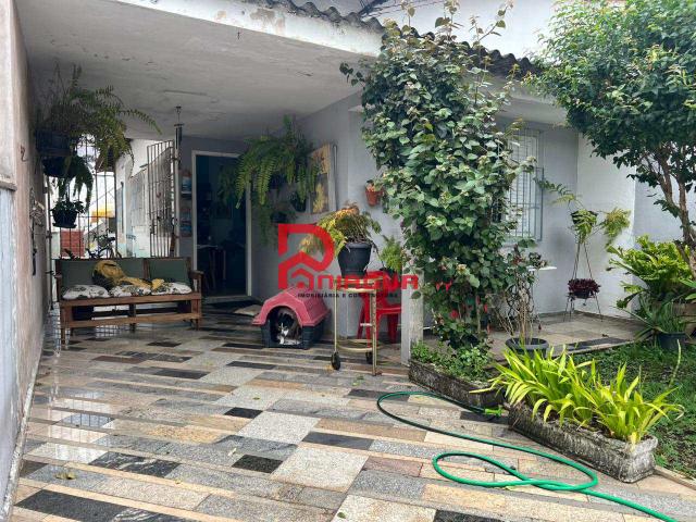 Casa para venda em Canto Do Forte em Praia Grande São Paulo de 100.00m² com 3 Quartos, 1 Suíte e 2 Garagens