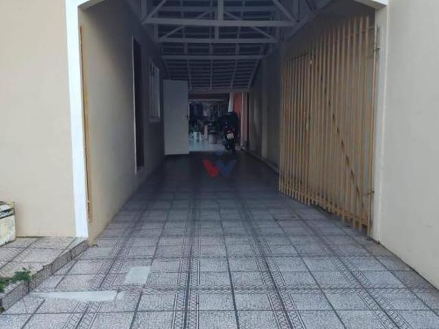 Casa para venda em Capão Raso de 363.00m² com 3 Quartos