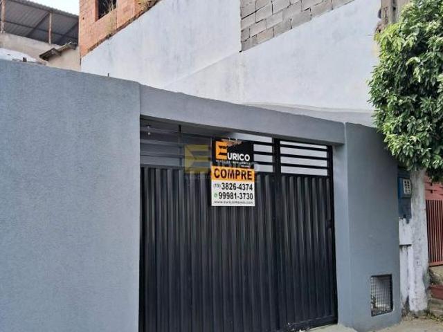 Casa para venda em Capela de 60.00m² com 1 Quarto e 3 Garagens