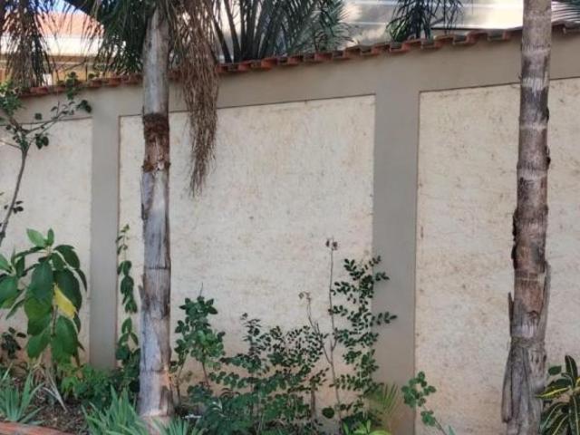 Casa para Venda em Capela do Alto, Jd Maria de Lourdes, 3 dormitórios, 1 suíte, 3 banheiros, 4 vagas