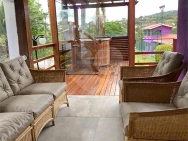 Casa para venda em Capela Do Barreiro de 1000.00m² com 7 Quartos, 6 Suites e 4 Garagens