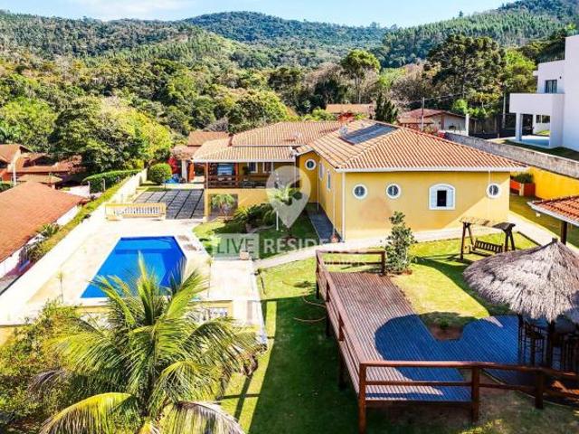 Casa para venda em Capela Do Barreiro de 455.00m² com 5 Quartos, 5 Suites e 9 Garagens