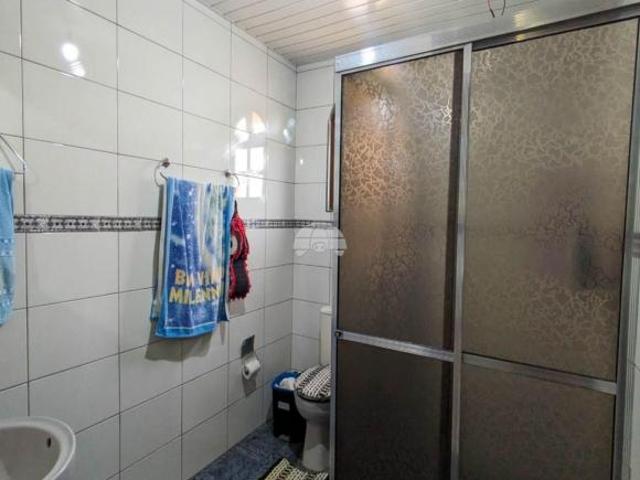 Casa para venda em Capivari de 140.00m² com 4 Quartos e 7 Garagens