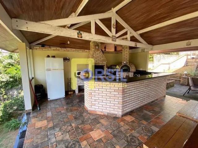 Casa para venda em Caputera de 600.00m² com 4 Quartos, 4 Suites e 7 Garagens