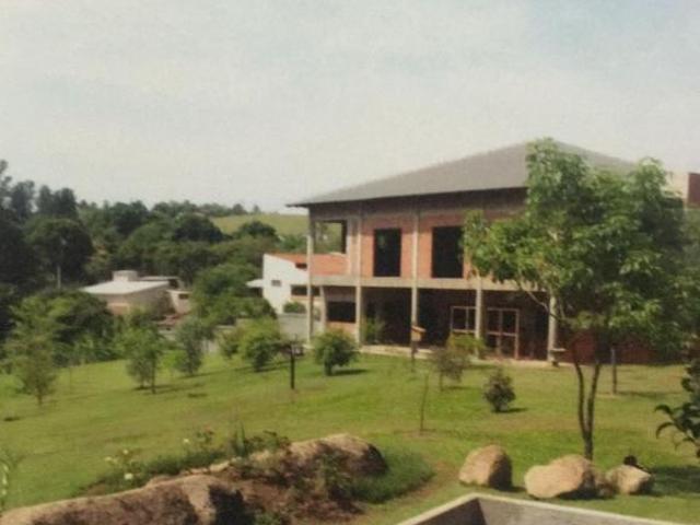 Casa para venda em Caputera de 650.00m² com 3 Quartos e 3 Suites