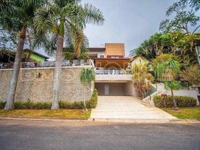Casa para Venda em Carapicuíba, Golf Gardens, 4 dormitórios, 4 suítes, 6 banheiros, 4 vagas