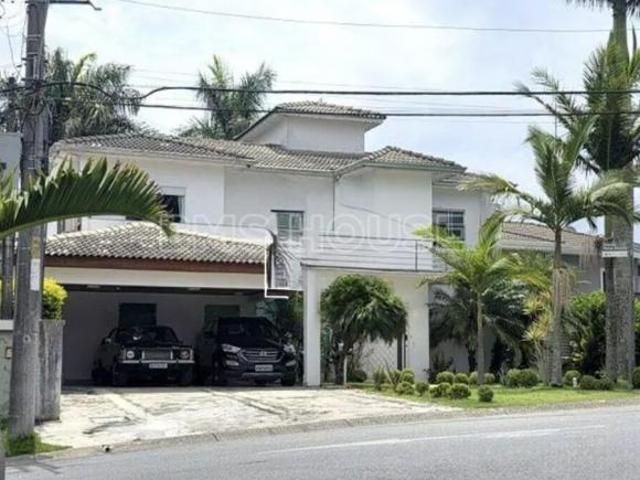 Casa para Venda em Carapicuíba, Golf Gardens, 5 dormitórios, 3 suítes, 5 banheiros, 4 vagas