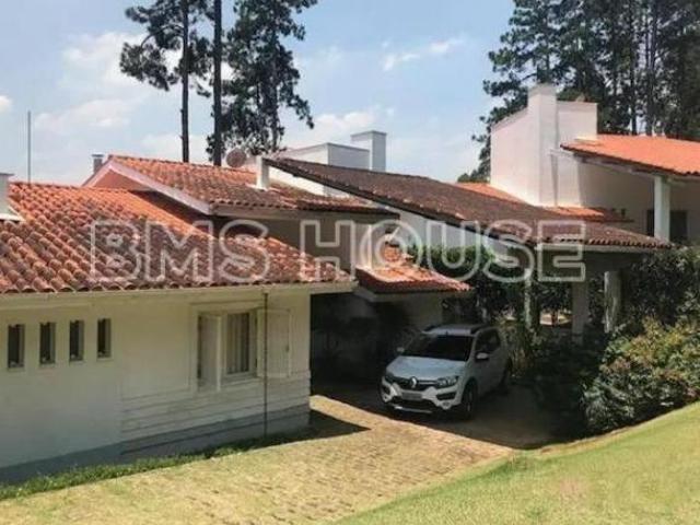 Casa para Venda em Carapicuíba, Granja Santa Maria, 3 dormitórios, 2 suítes, 4 banheiros, 4 vagas