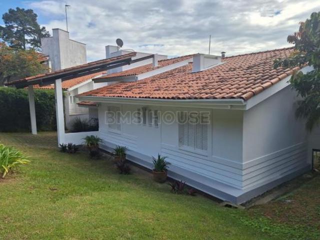 Casa para Venda em Carapicuíba, Granja Santa Maria, 3 dormitórios, 2 suítes, 4 banheiros, 4 vagas