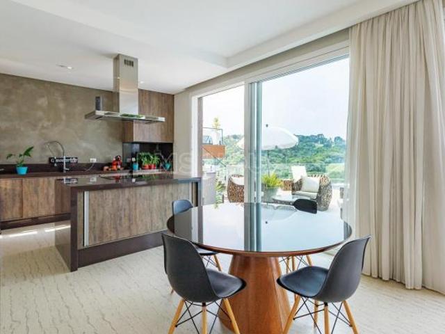 Casa para Venda em Carapicuíba, Granja Viana, 3 dormitórios, 3 suítes, 4 banheiros, 4 vagas