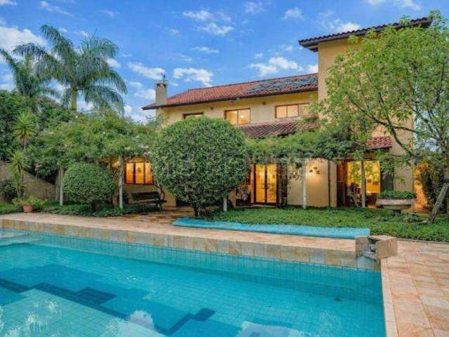 Casa para Venda em Carapicuíba, Granja Viana, 3 dormitórios, 3 suítes, 5 banheiros, 5 vagas