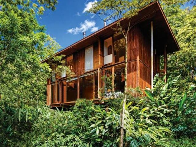 Casa para Venda em Carapicuíba, Granja Viana, 4 dormitórios, 2 suítes, 4 banheiros, 4 vagas