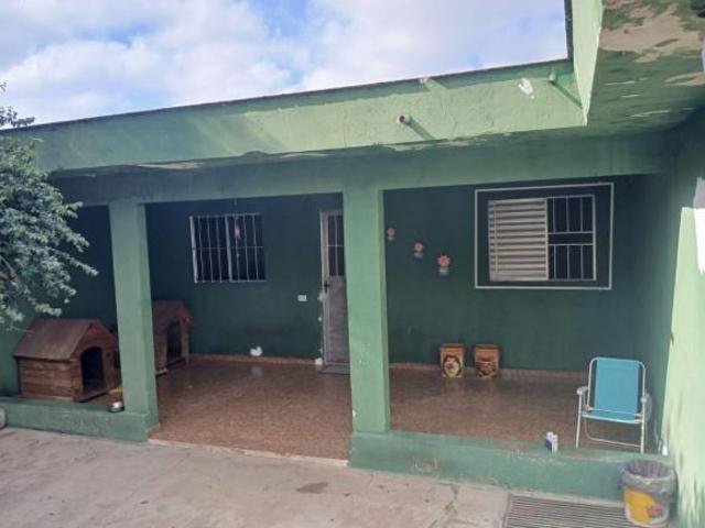 Casa para Venda em Carapicuíba, Vila Santa Terezinha, 1 dormitório, 1 banheiro, 3 vagas