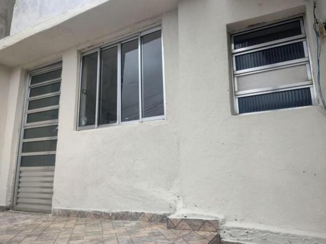 Casa para Venda em Carapicuíba, Vila Silviania, 3 dormitórios, 1 suíte, 3 banheiros, 2 vagas