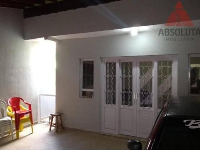 Casa para venda em Cariobinha de 100.00m² com 3 Quartos e 2 Garagens