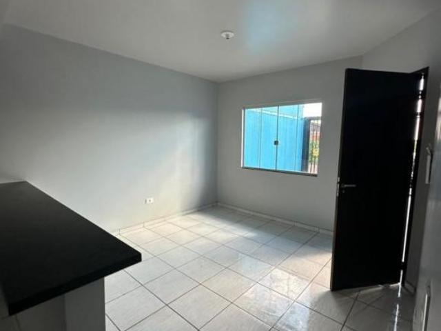 Casa para Venda em Cascavel, Interlagos, 2 dormitórios, 1 banheiro, 2 vagas