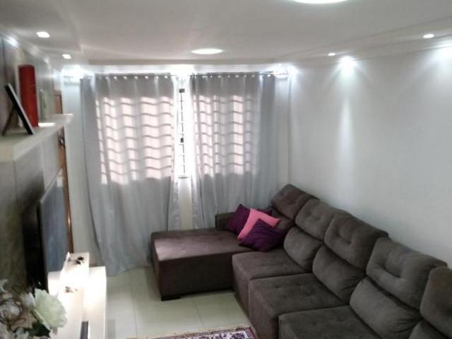 Casa para Venda em Cascavel/PR 4 Dorm. 145 m2 Área Útil