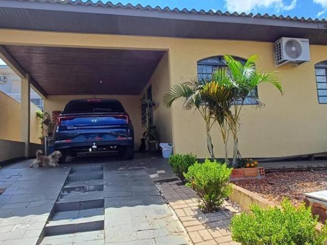 Casa para Venda em Cascavel/PR 4 Dorm. 175 m2 Área Útil