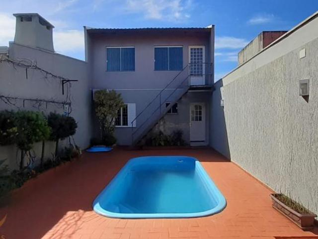 Casa para Venda em Cascavel/PR 4 Dorm. 220 m2 Área Útil