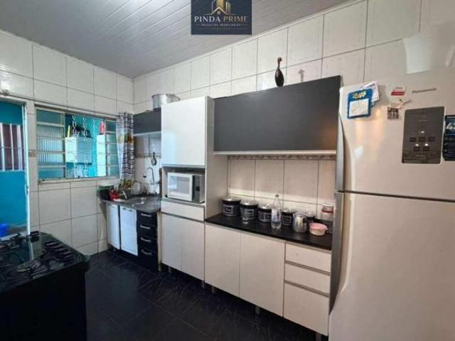 Casa para venda em Castolira de 70.00m² com 2 Quartos e 2 Garagens