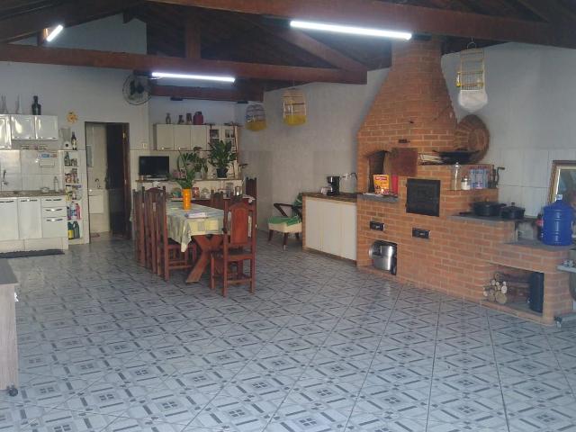 Casa para venda em Castelinho em Piracicaba São Paulo de 291.00m² com 2 Quartos, 1 Suíte e 3 Garagens