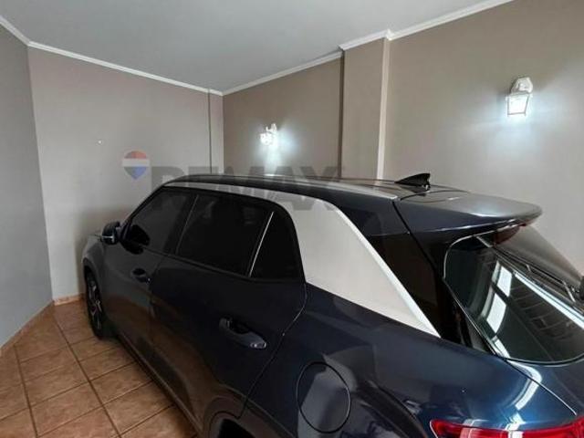 Casa para venda em Castelo de 3130.00m² com 5 Quartos, 1 Suite e 5 Garagens