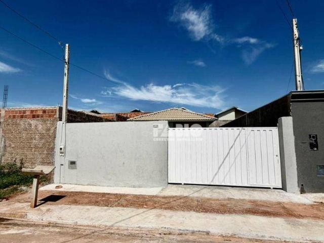 Casa para venda em Cedral em Cedral São Paulo de 43.00m² com 2 Quartos e 2 Garagens