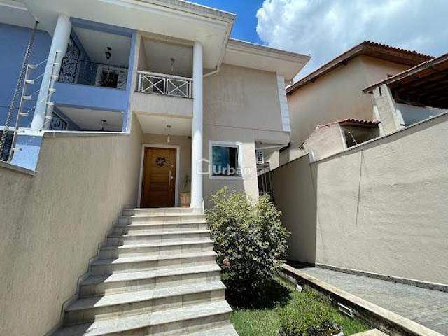 Casa para venda em Centreville de 277.00m² com 3 Quartos, 2 Suites e 6 Garagens