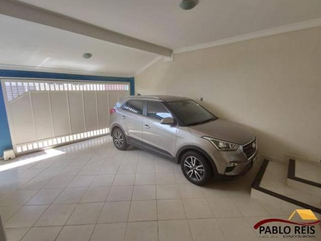 Casa para venda em Centro, Monte Carmelo
