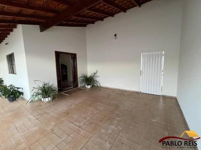 Casa para venda em Centro, Monte Carmelo