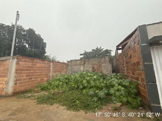 Casa para venda em Centro, Nanuque