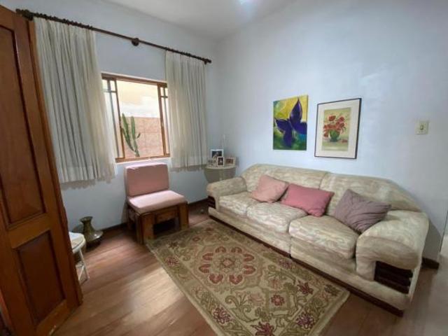 Casa para venda em Centro, Nepomuceno