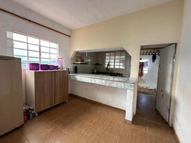 Casa para venda em Centro, Nepomuceno