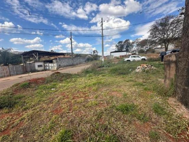 Casa para venda em Centro, Nepomuceno