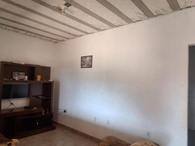 Casa para venda em Centro, Nepomuceno