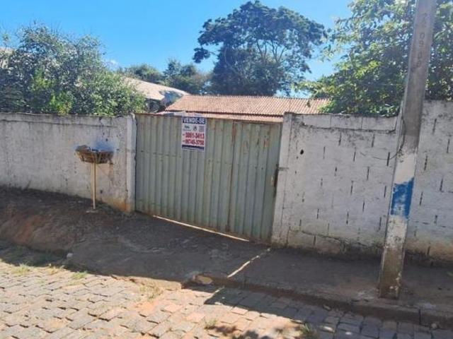 Casa para venda em Centro, Nepomuceno