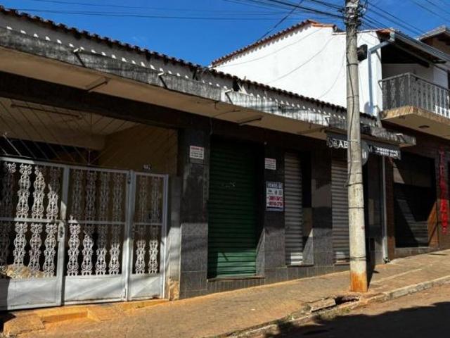 Casa para venda em Centro, Nepomuceno