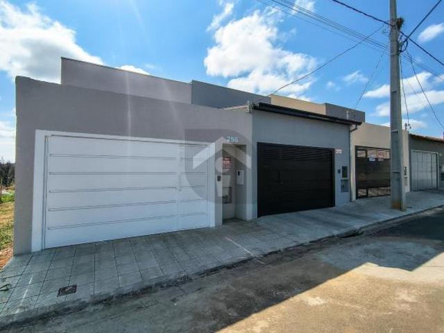 Casa para venda em Centro, Alfenas