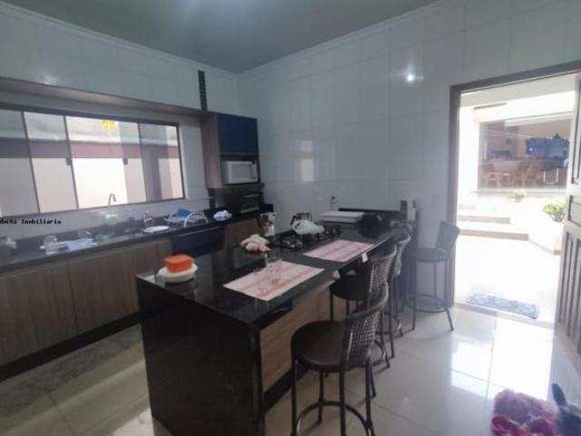 Casa para venda em Centro, Amambai
