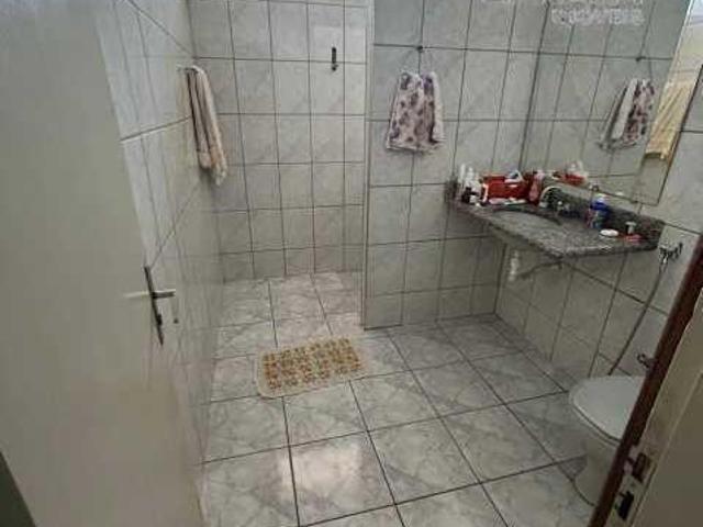 Casa para venda em Centro, Araguari