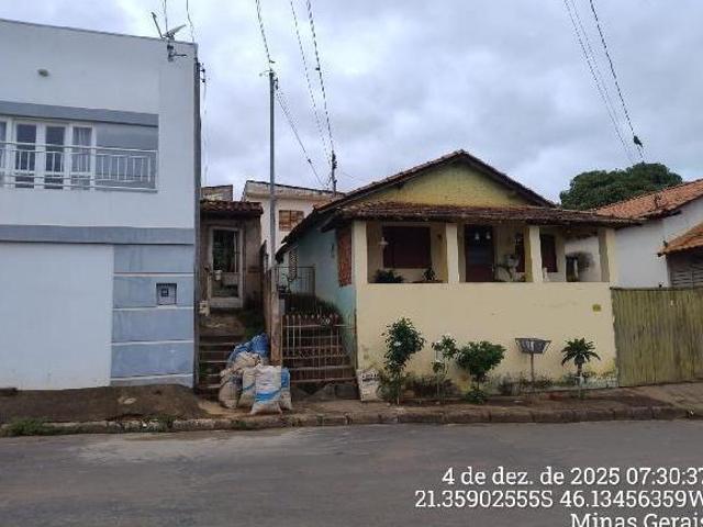 Casa para venda em Centro, Areado