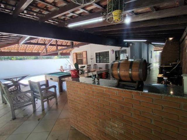Casa para venda em Centro ártemis de 300.00m² com 3 Quartos, 2 Suites e 4 Garagens